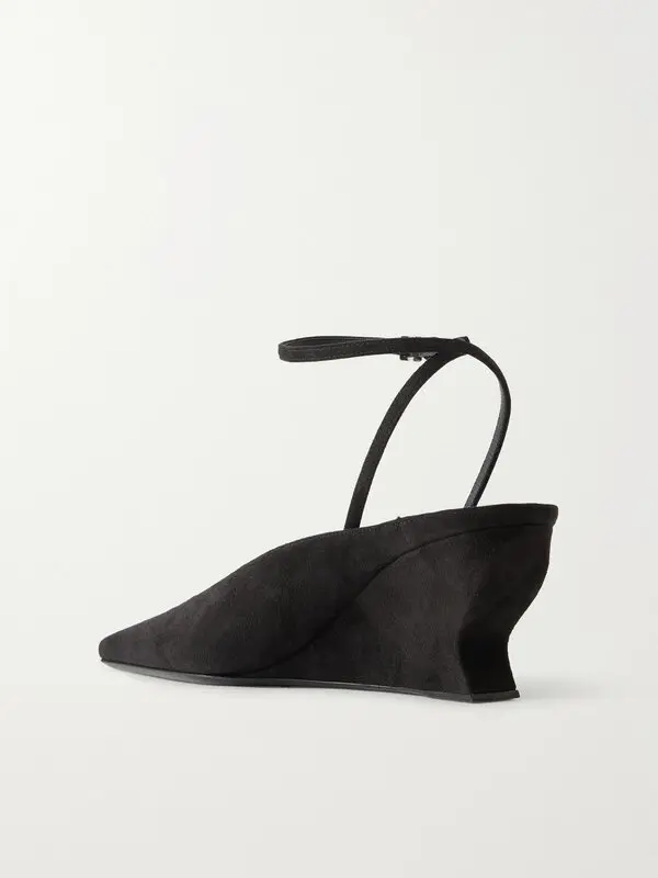 Alaïa Suede Wedge Pumps With Ankle Straps - Black