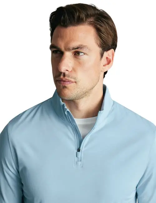 CHARLES TYRWHITT Performance Zip Neck