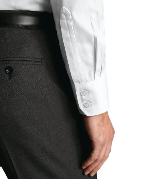CHARLES TYRWHITT Non-iron Classic Collar Slim Fit Herringbone Shirt