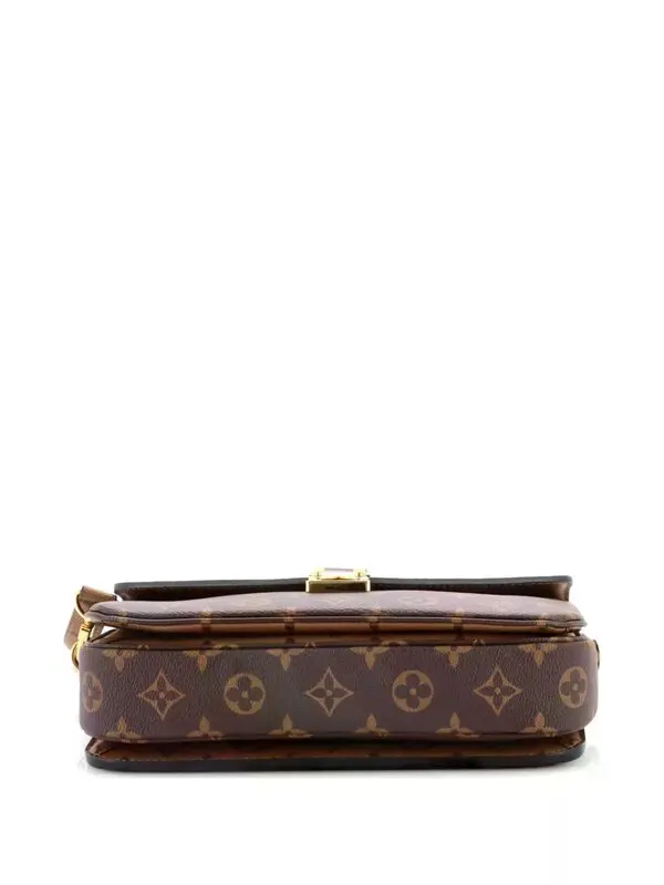 LOUIS VUITTON Pochette Metis Reverse Monogram Canvas - Brown