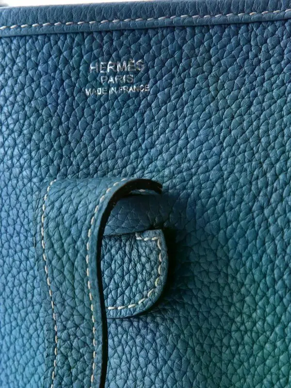 Hermès Evelyne Gen Iii Clemence Pm Crossbody Bag - Blue