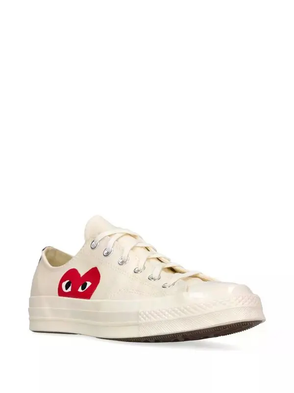 Play Comme Des Garcon X Converse Heart-detail Sneakers - Neutrals