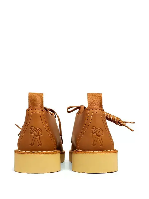 Clarks Lace-up Boots With Logo Detail - Brown