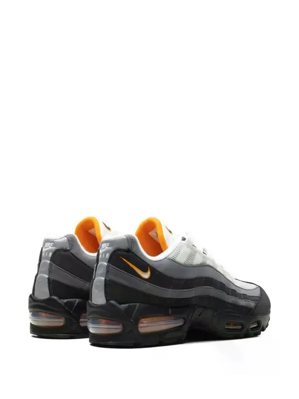 Nike Air Max 95 Sneakers - Black