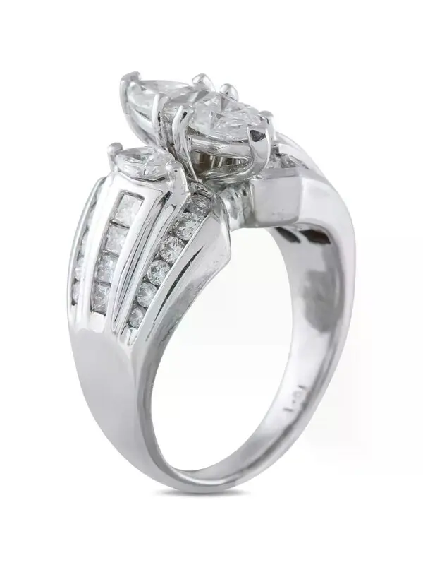 LB EXCLUSIVE Diamond Ring