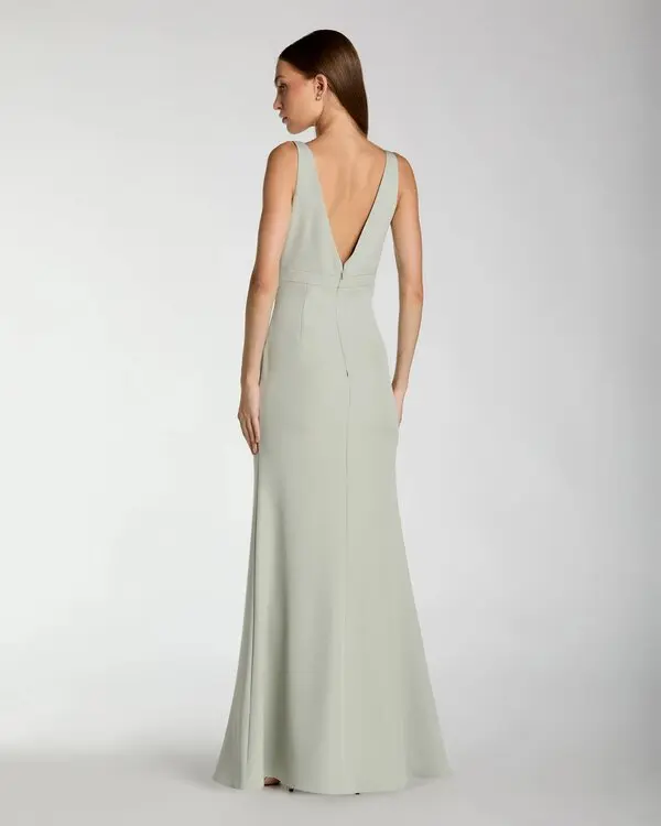 Mac Duggal Crepe V-neck Mermaid Gown With Bow - Green