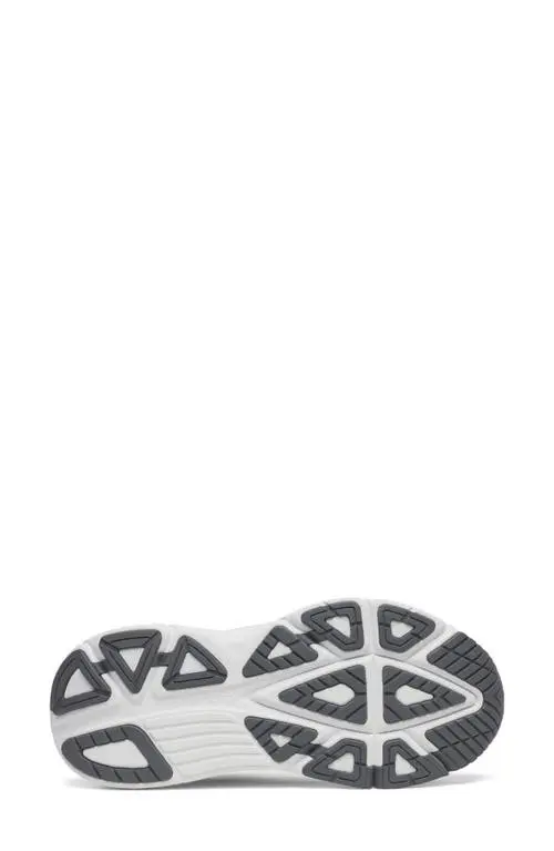 Saucony Guide 19 Running Shoe - Black/silver