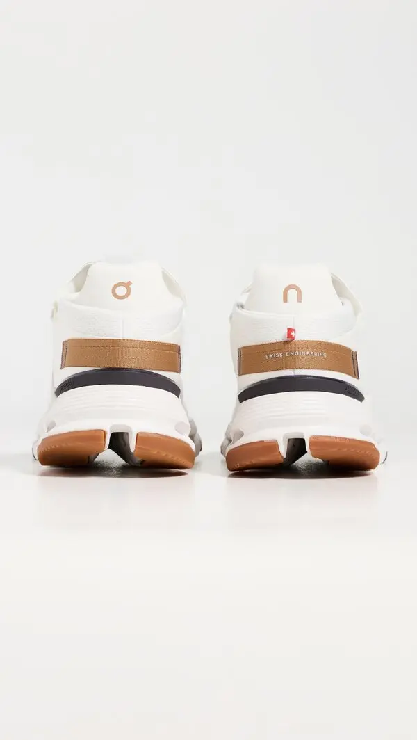 On Cloudnova 2 Sneakers - Ivory/sphinx