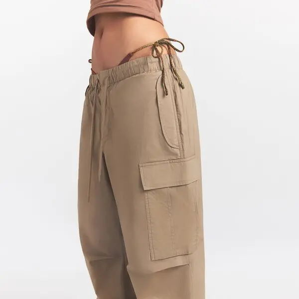 SKIMS Oversized Low-rise Cargo Pants - Desert