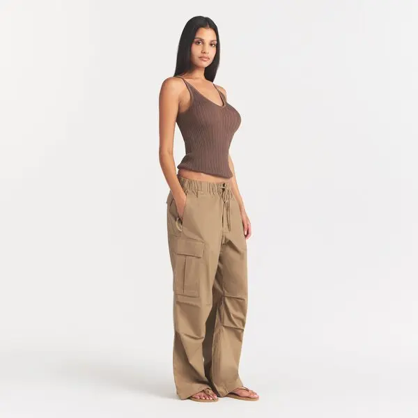 SKIMS Oversized Low-rise Cargo Pants - Desert