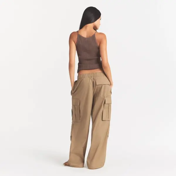 SKIMS Oversized Low-rise Cargo Pants - Desert