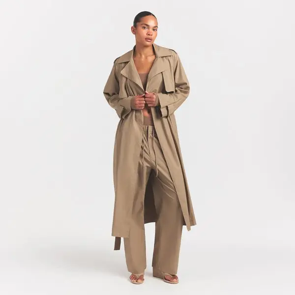 SKIMS Oversized Trench Coat In Woven Cotton - Desert