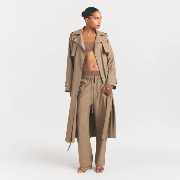 SKIMS Oversized Trench Coat In Woven Cotton - Desert