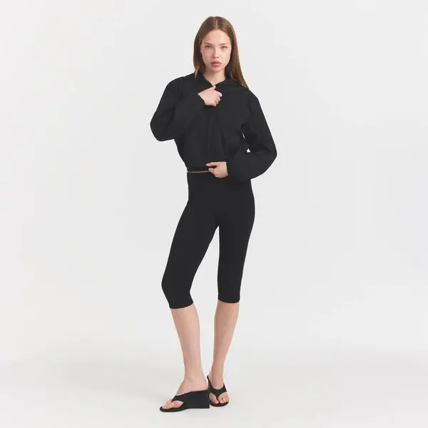 SKIMS Woven Cotton Cropped Zip Up Jacket - Onyx