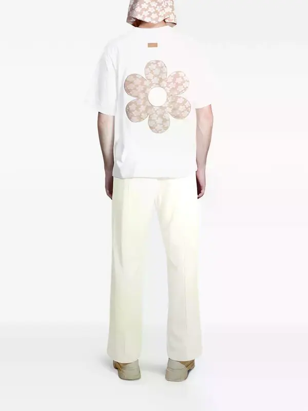 MAISON HIDEOUT Flower Appliqué T-shirt