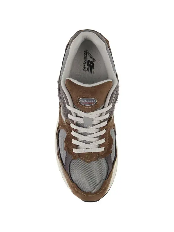 NEW BALANCE 2002 Lace-up Sneakers - Grey
