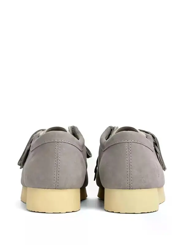Clarks Wallabee Lace-up Suede Boots - Grey