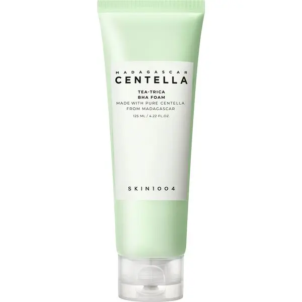 SKIN1004 Madagascar Centella Tea-trica Bha Cleansing Foam - White