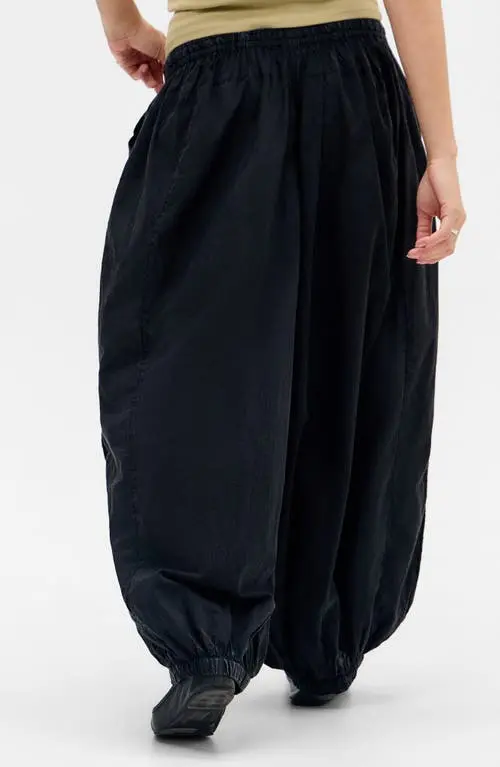 BDG URBAN OUTFITTERS Irina Balloon Pants