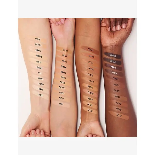 MAC COSMETICS Studio Fix 36hr Smooth Angles Concealer 7ml - Nc30