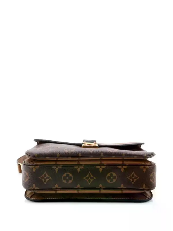 LOUIS VUITTON Pochette Metis Reverse Monogram Canvas Crossbody Bag - Brown