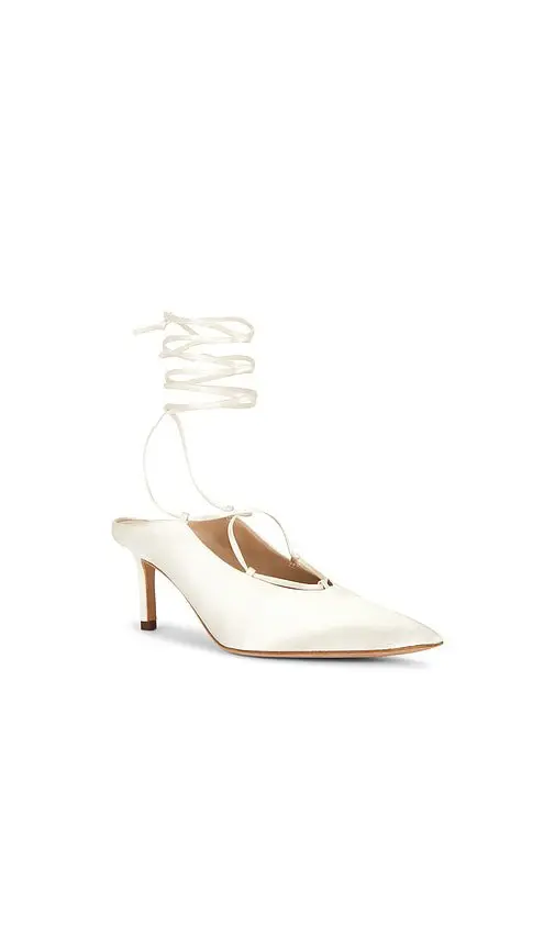 FAVORITE DAUGHTER Sloan Pump - Ivory