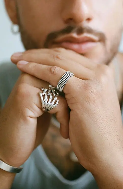 SERGE DENIMES Ridge Band Ring