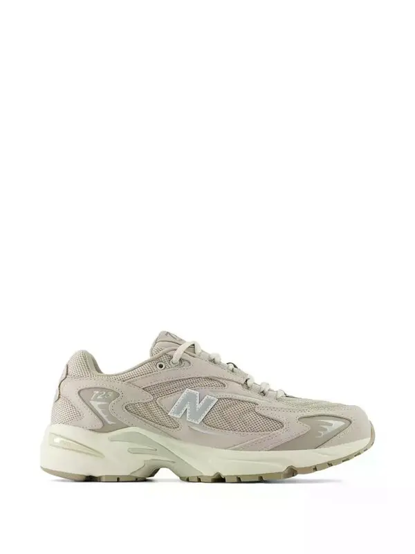 NEW BALANCE 725 Logo-detail Sneakers