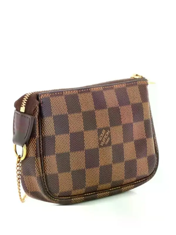 LOUIS VUITTON Pochette Accessoires Damier Clutch