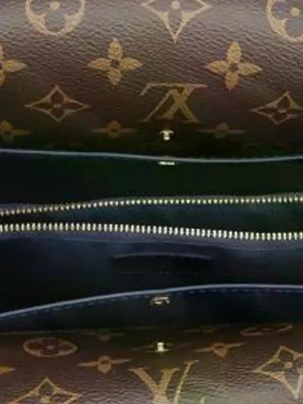 LOUIS VUITTON 2018 Monogram Double V Satchel