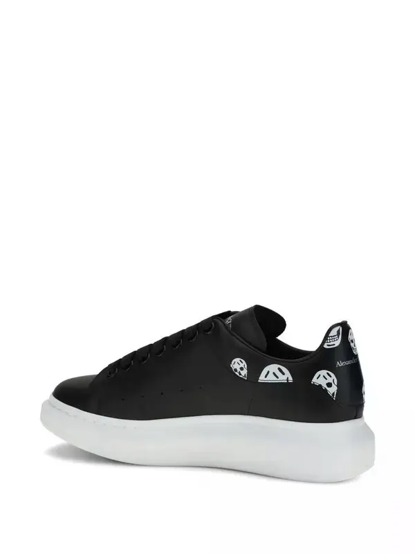 Alexander McQueen Oversized Sneakers - Black