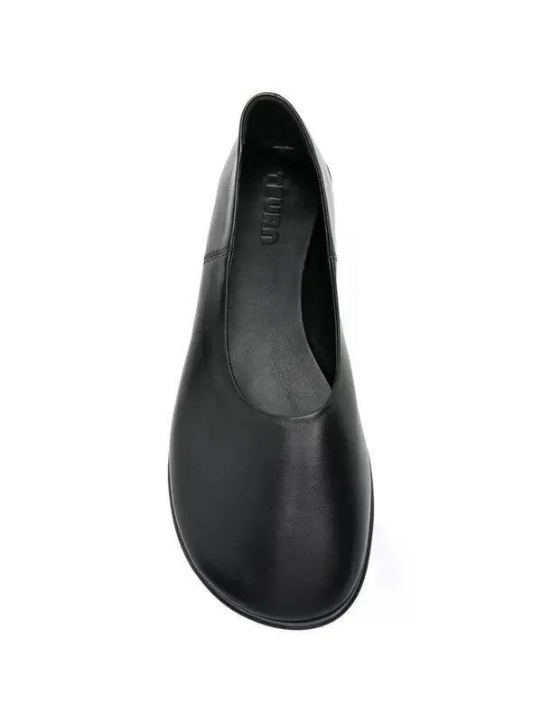 TEURN STUDIOS Suri Flat Pumps