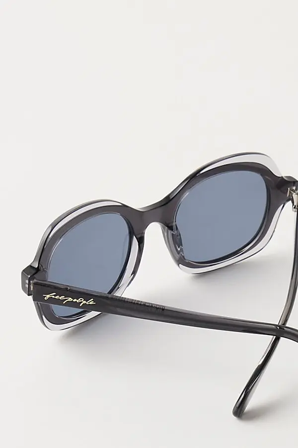 Free People See The Light Polarized Square Frame Sunglasses - Black