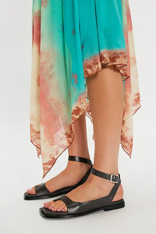 ALOHAS Tebas Asymmetric Sandals - Brown