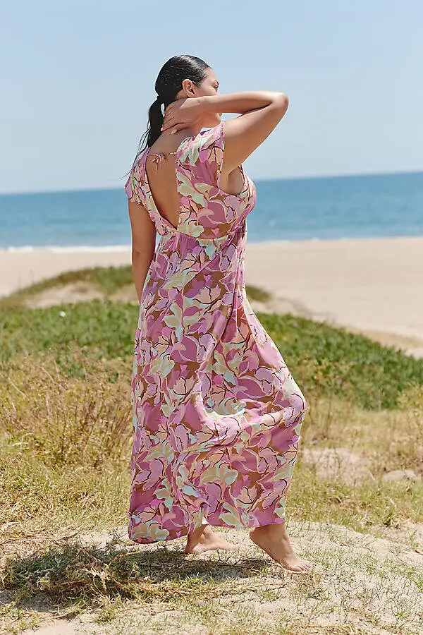JULA Willow V-neck Midi Dress