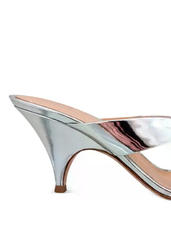 GIANVITO ROSSI Sofia Metallic Thong Sandals