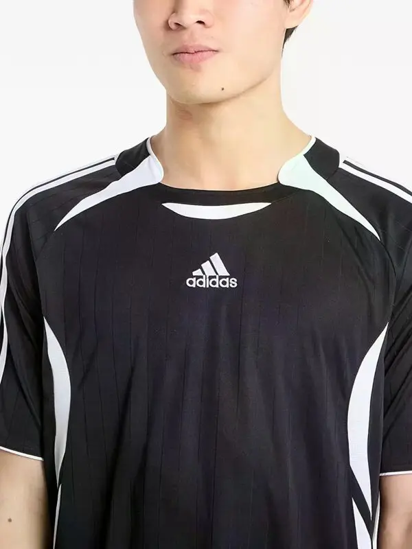 Adidas Teamgeist Short Sleeve T-shirt