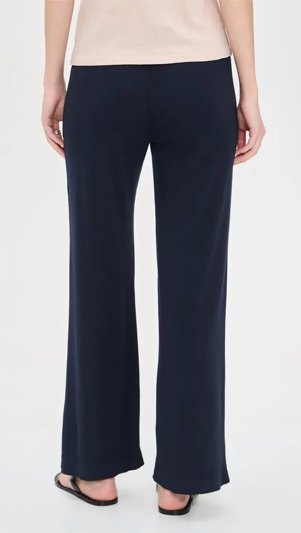 Donni. The Baby Scallop Sweatpants