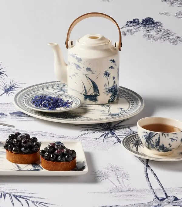 GIEN Ceramic Dépareillé Teacup And Saucer