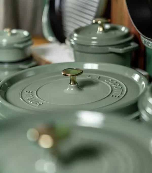 STAUB Round Cocotte - Green
