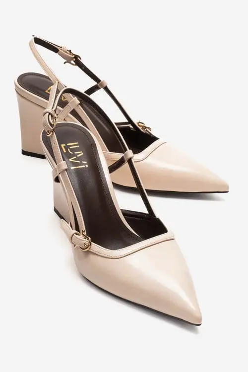 PROLOGUE SHOES Celia Pointed Toe Wedge Pump - Ecru