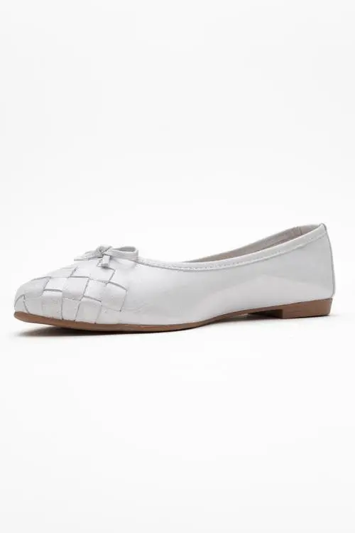 FOREVER & ALWAYS SHOES Nopos Leather Cap-toe Ballet Flat - White