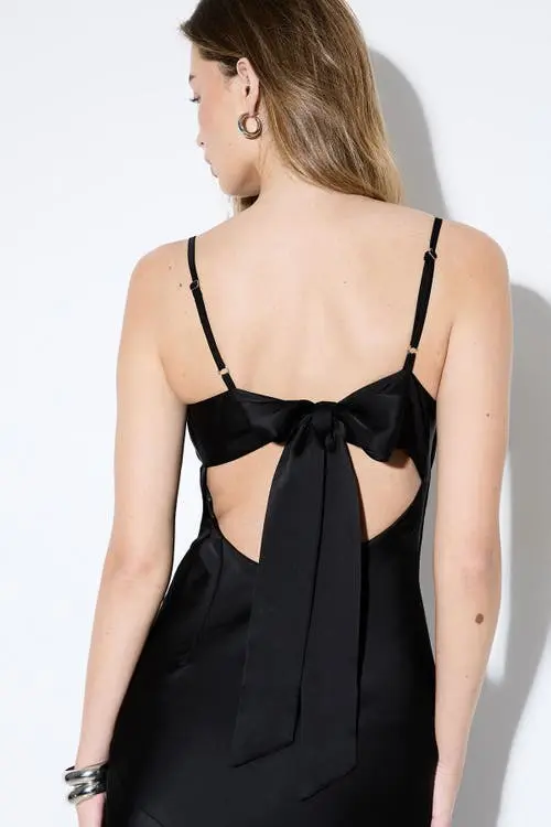 MISSPAP Premium Satin Bow Dress