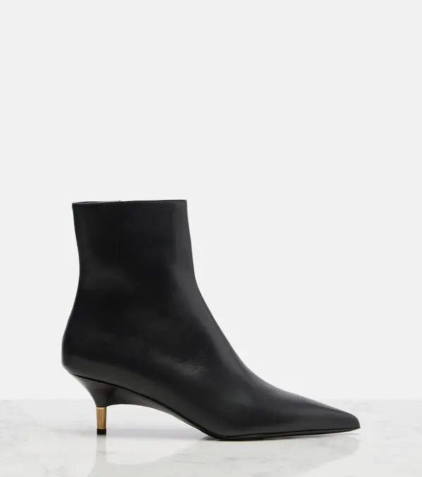 Khaite Bella Leather Ankle Boots - Black