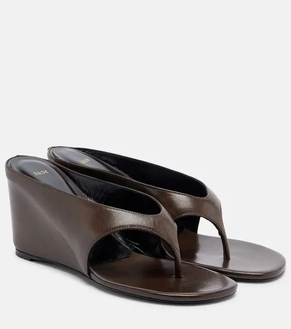 JUDE Yaga Leather Wedge Thong Sandals - Brown