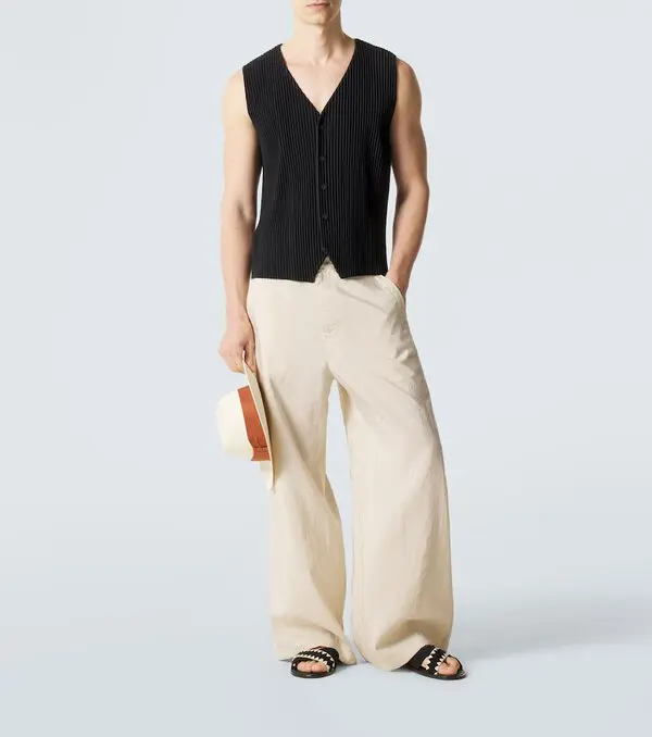Manolo Blahnik Nello Suede Sandals
