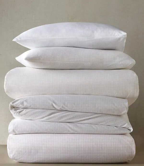 PEACOCK ALLEY Grid Duvet Cover