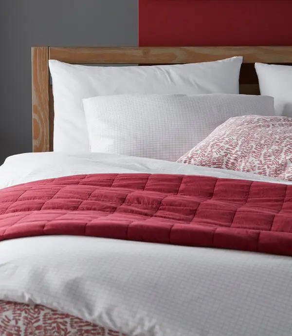 PEACOCK ALLEY Grid Duvet Cover