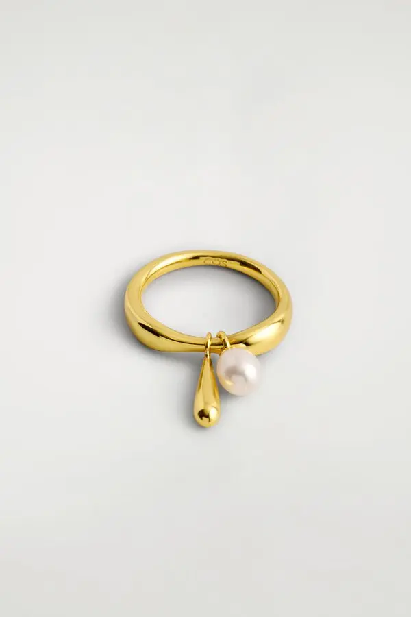 Cos Teardrop-charm Ring - Gold