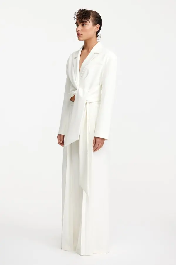 Significant Other Wide-shoulder Cropped Blazer - Chalk